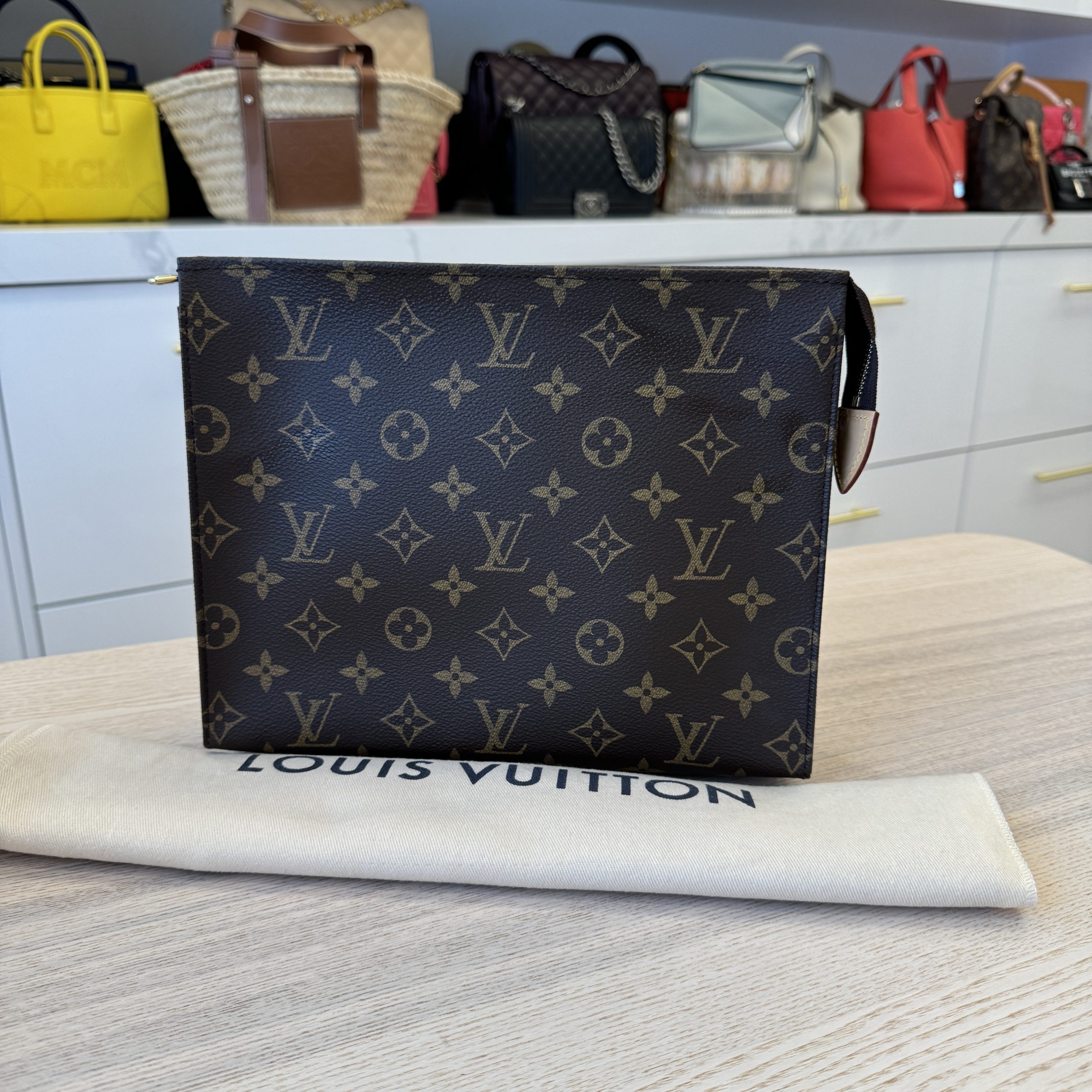 Louis Vuitton Monogram Toiletry 26